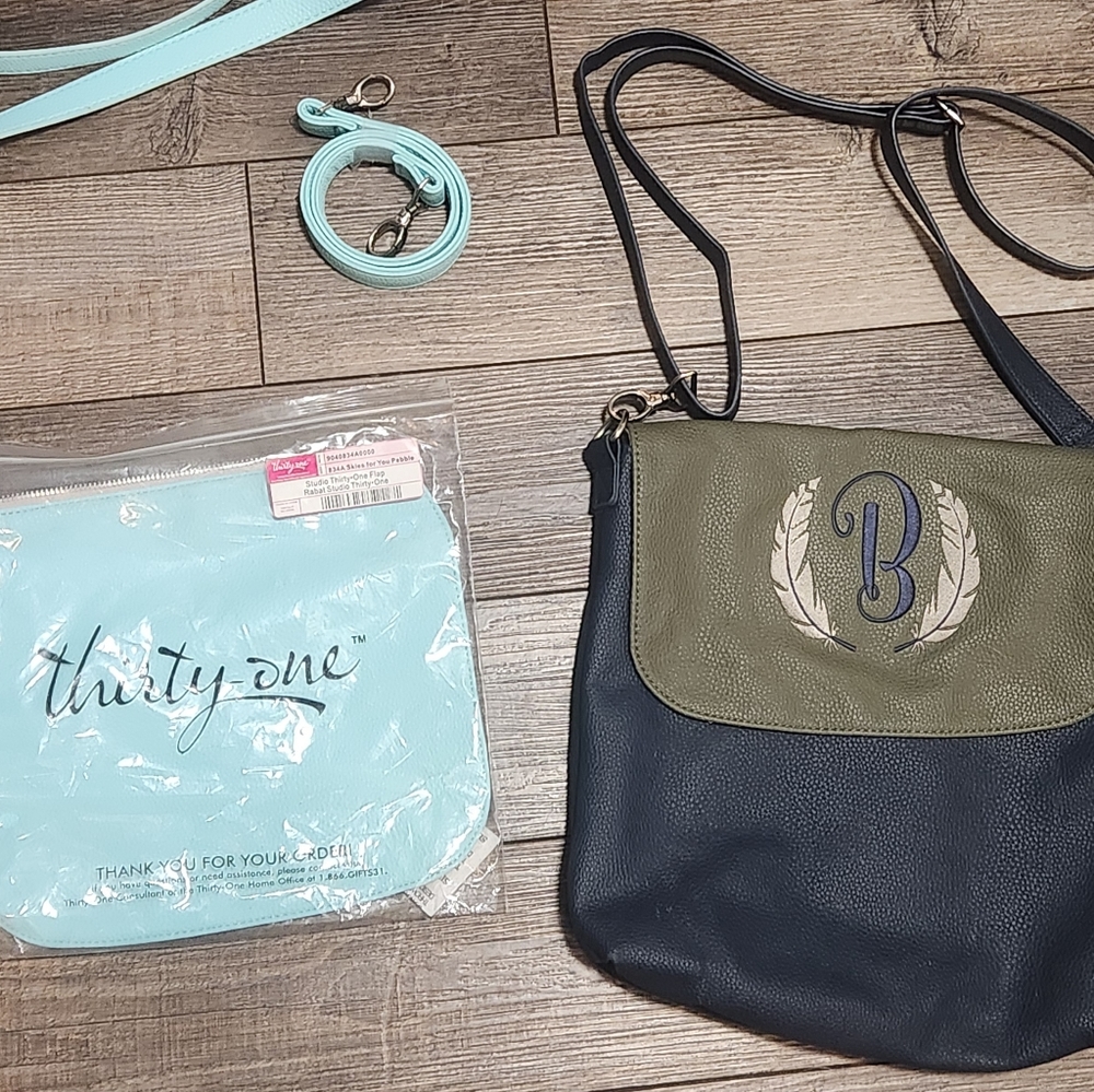 Studio Thirty One Purse With Extra Flap And Straps - Gem